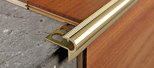 Prostyle - knurled, rounded step nosing natural, polished and chromed ...